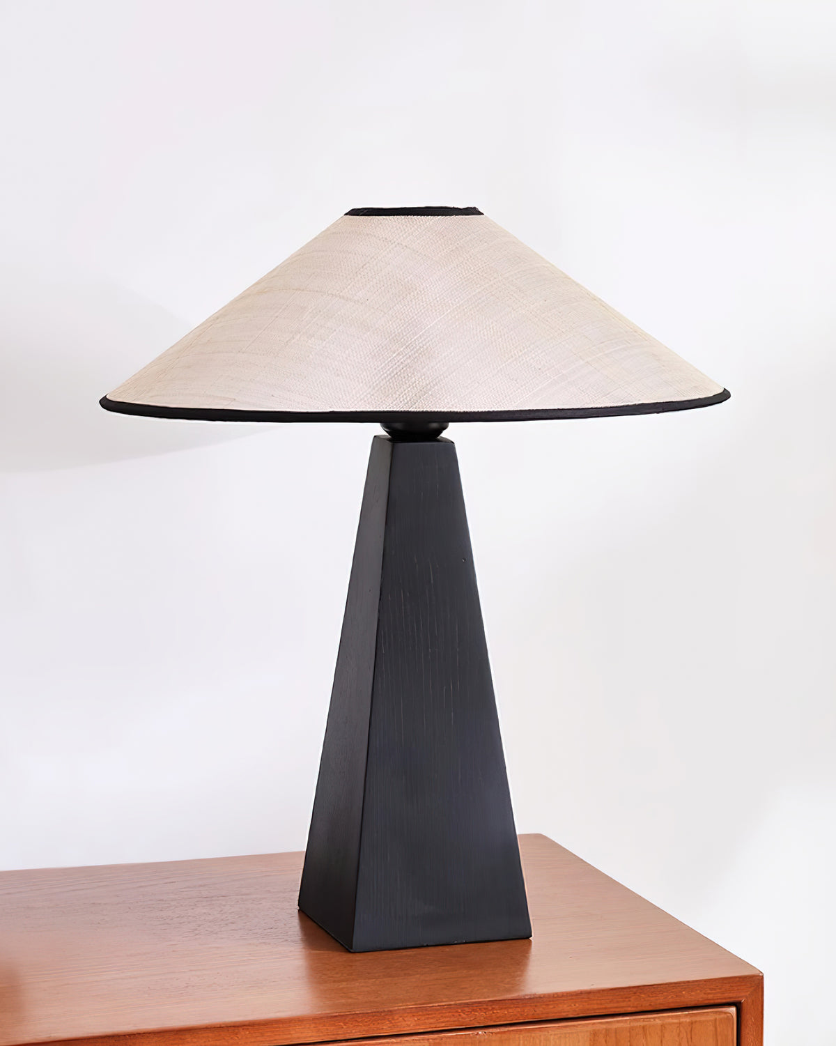 Akira Table Lamp - Docos