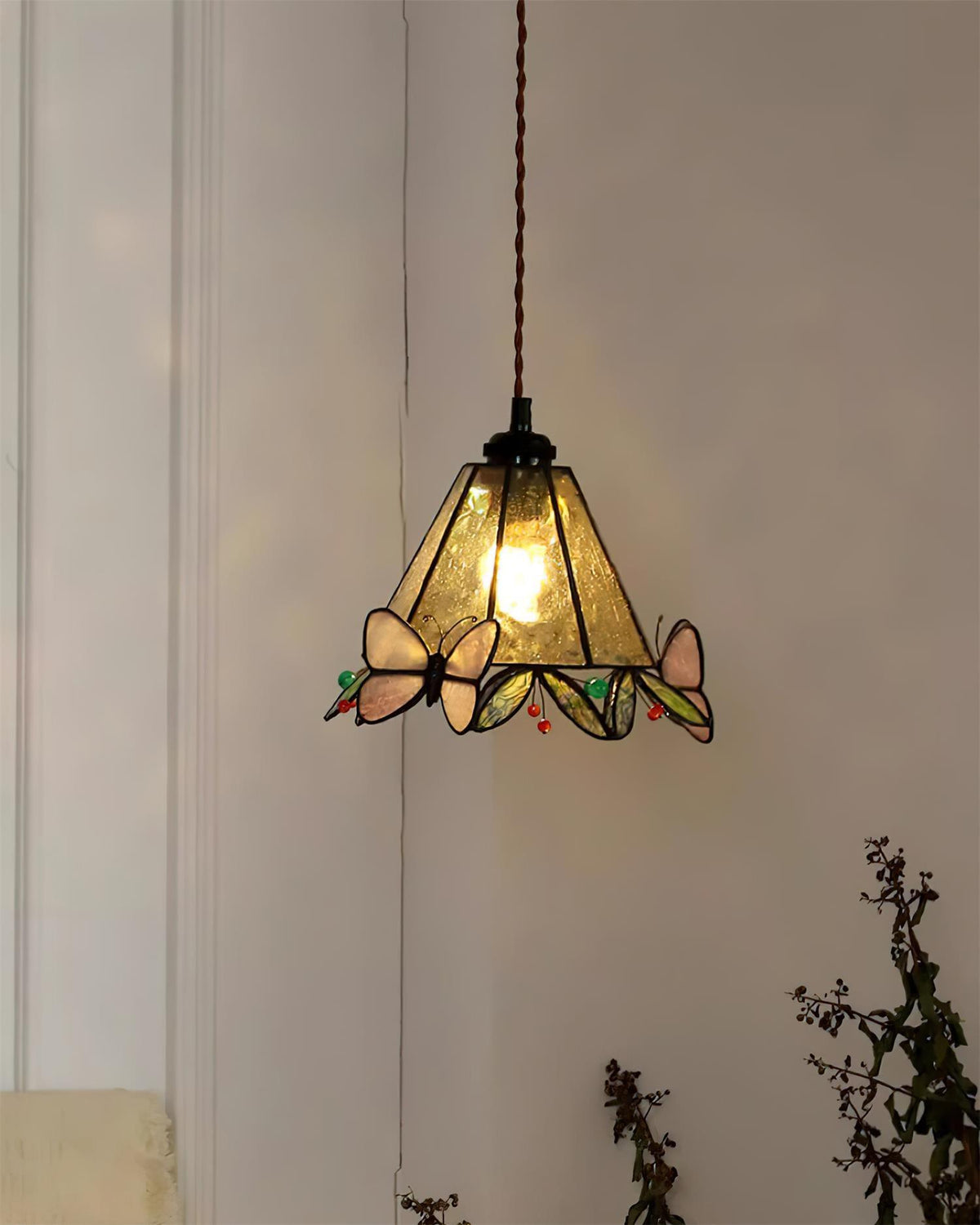 Briandy Tiffany Pendant Lamp - Docos