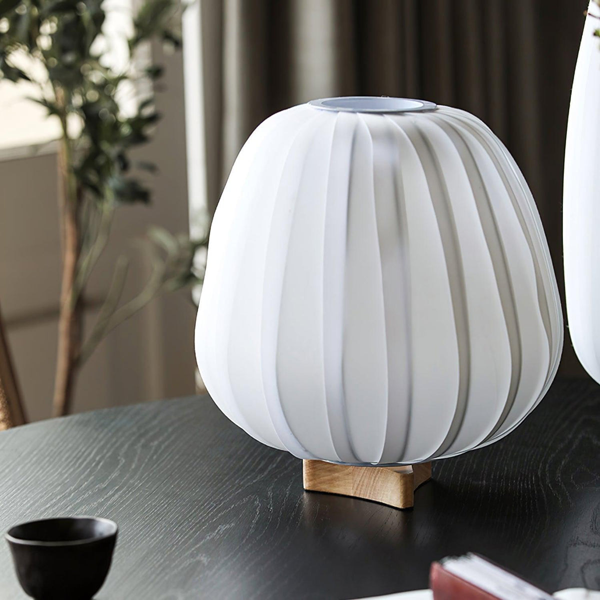 Fabric Minimalist Table Lamp - Docos