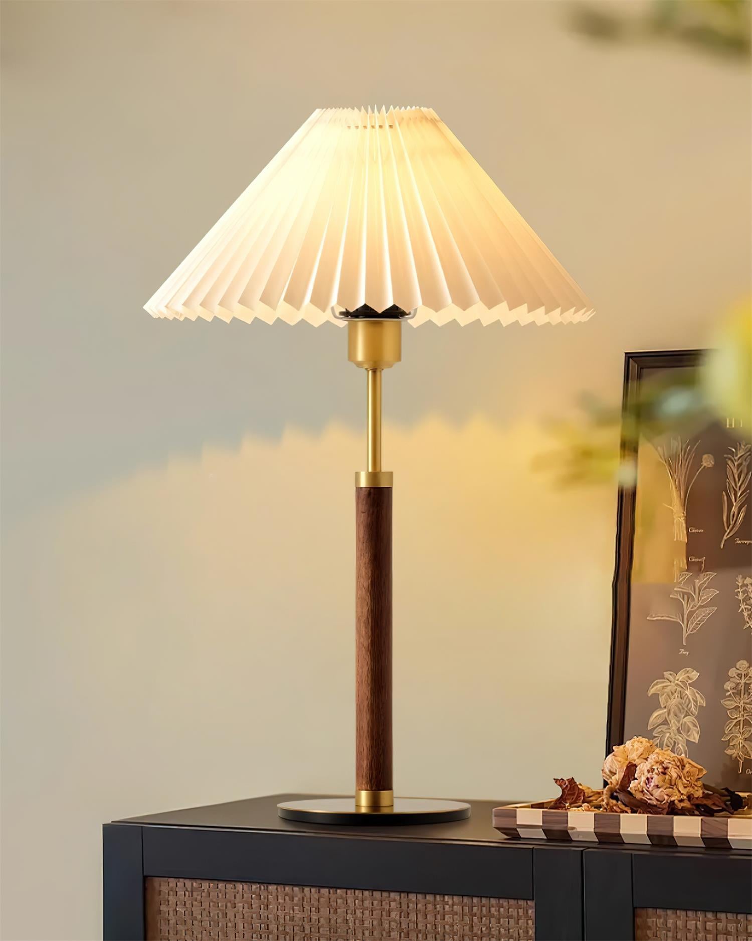 Catelyn Pleated Table Lamp - Docos