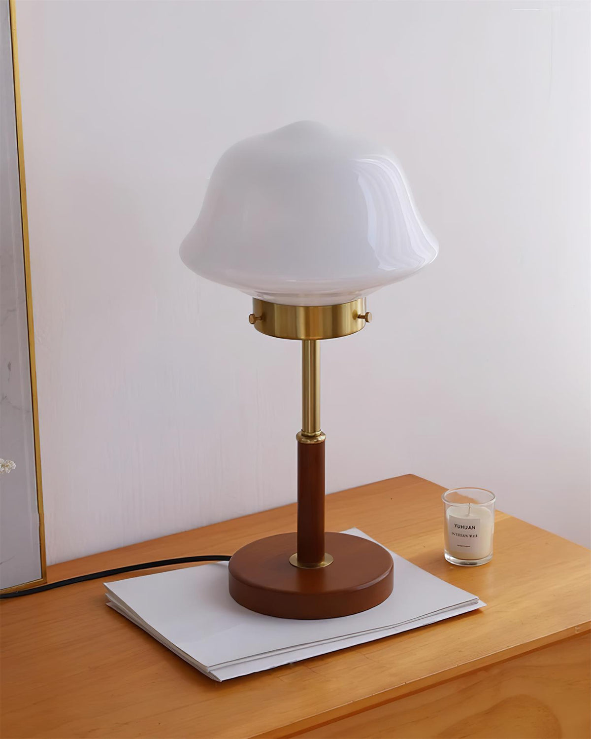 Clara Table Lamp - Docos