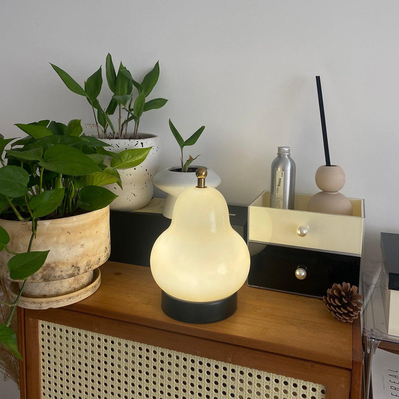 Cute Pear Table Lamp (built-in battery) - Docos