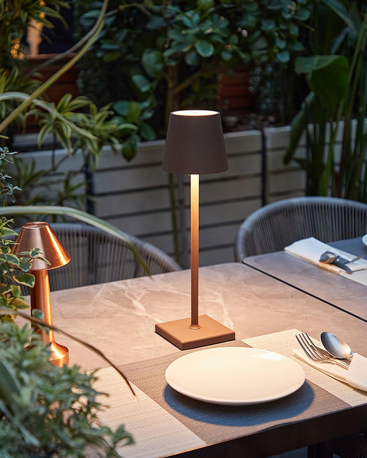 Doku Table Lamp - Docos
