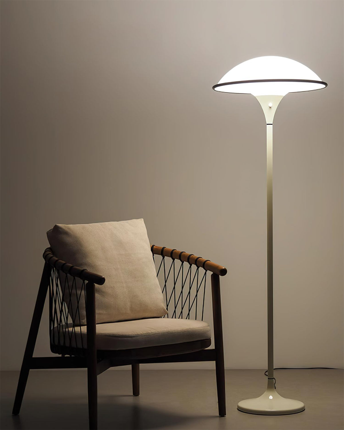 Fontana Floor Lamp 15.7″- 54.3″ - Docos