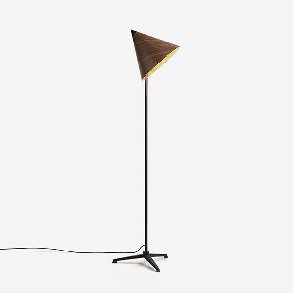 Konis Floor Lamp - Docos