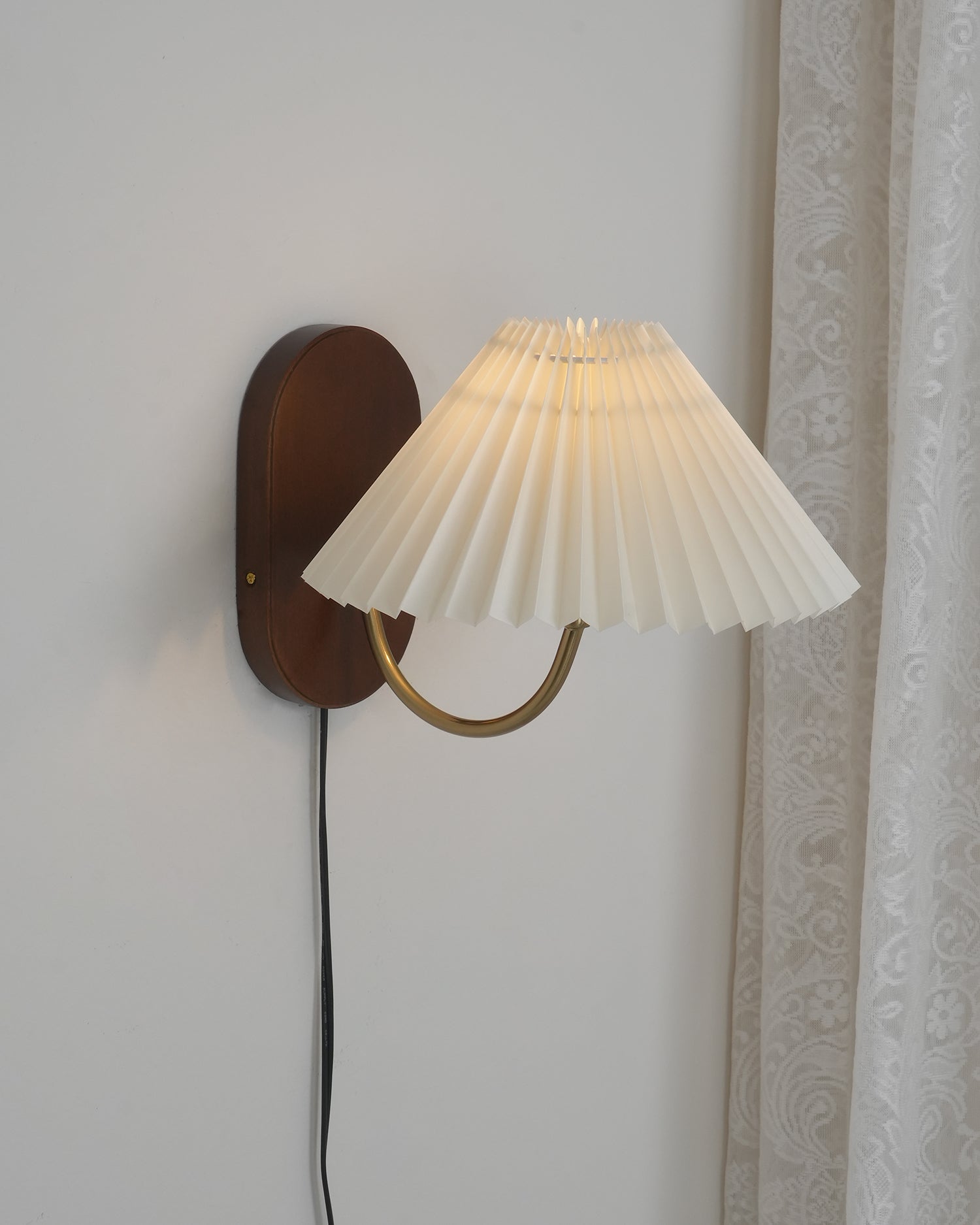 Louise Plug In Wall Lamp - Docos