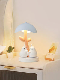 Pear Hug Table Lamp - Docos