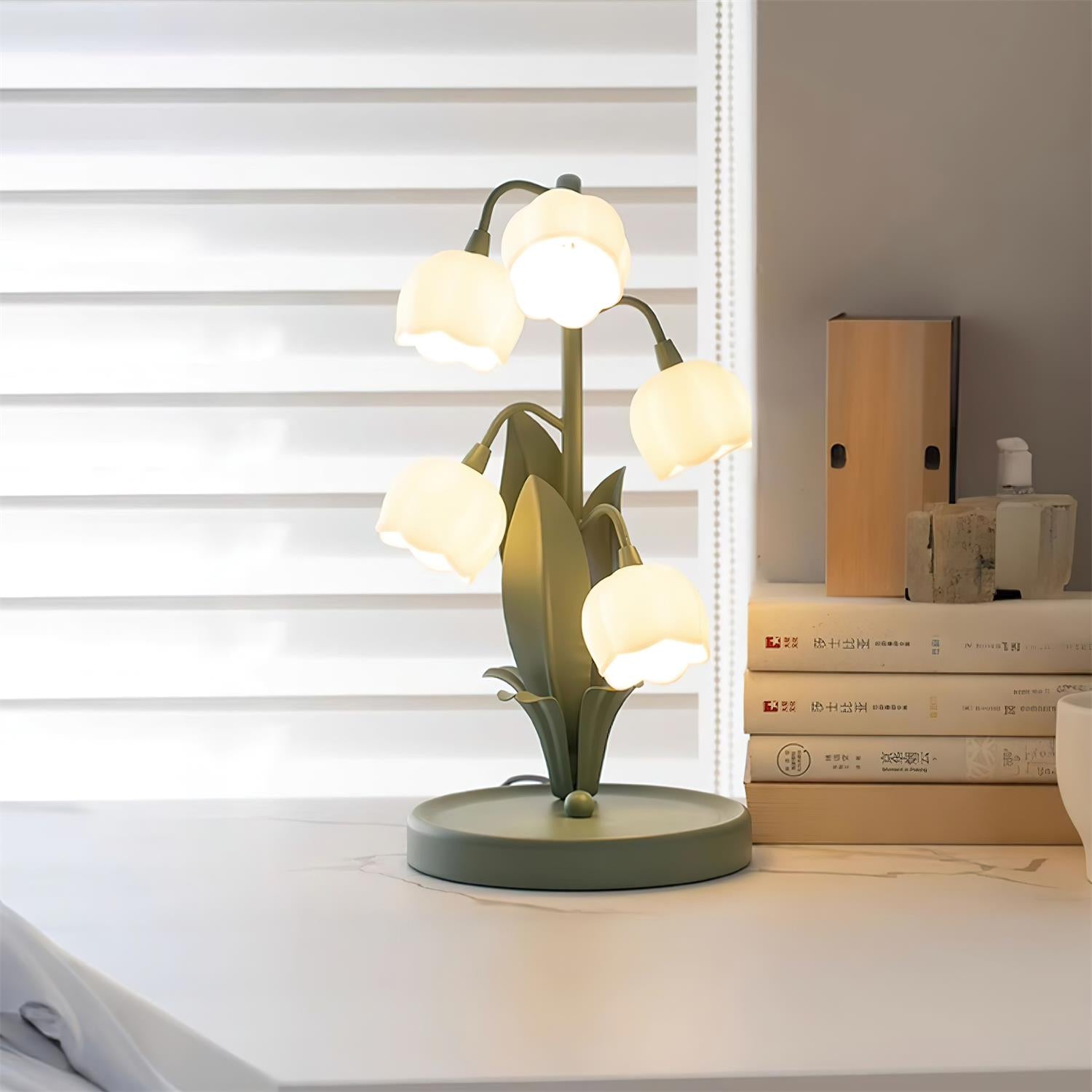 Sara Orchid Table Lamp - Docos