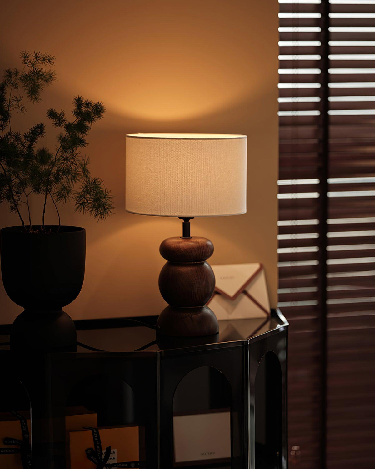Sascha Table Lamp - Docos