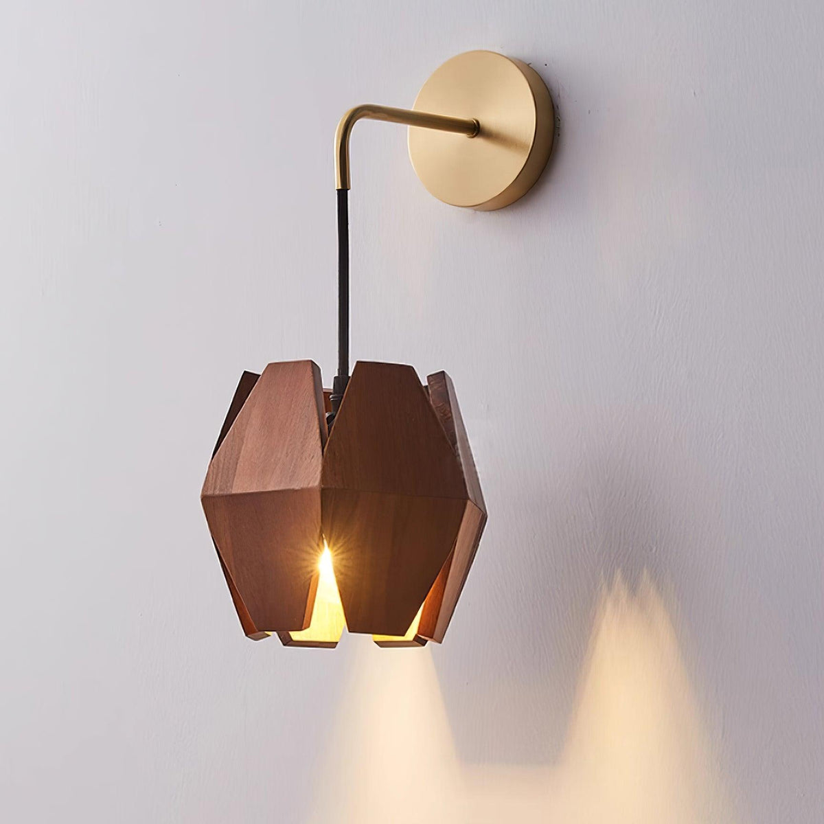 Wood Astris Wall Lamp - Docos